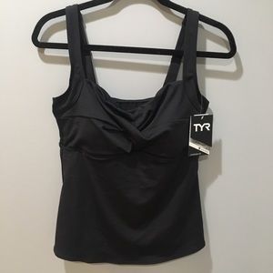 TYR | Swim | Tyr Solid Twist Bra Tankini Sz 4 | Poshmark
